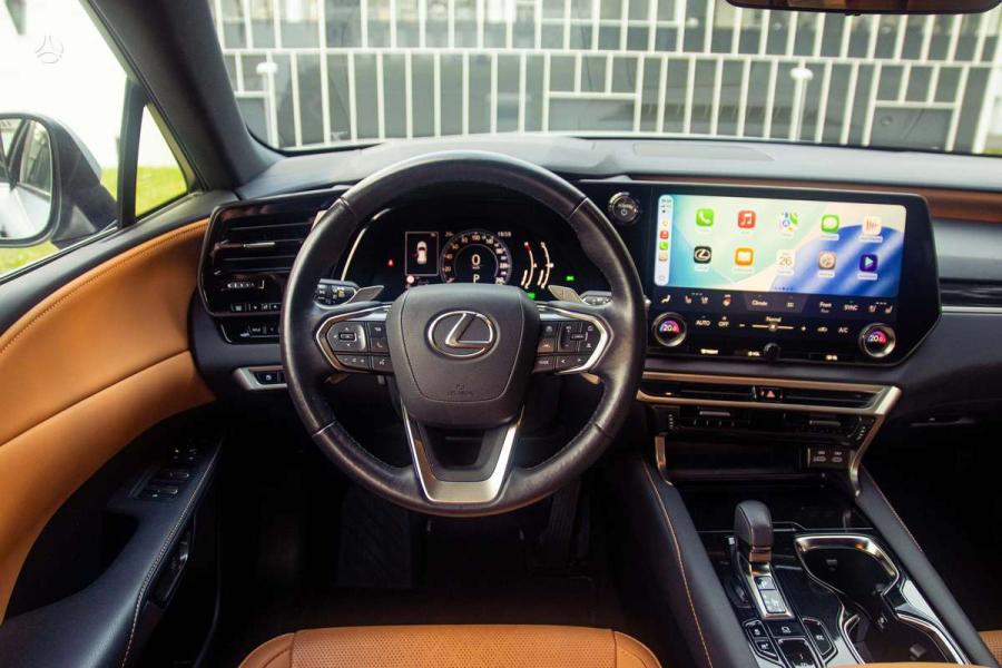 Grey Lexus RX 350h 2024 in Vilnius, with an engine capacity of 2.49 L and mileage of 39 thousand km for 63000 €, photo 31 on AUTOMOTO.COM.LV