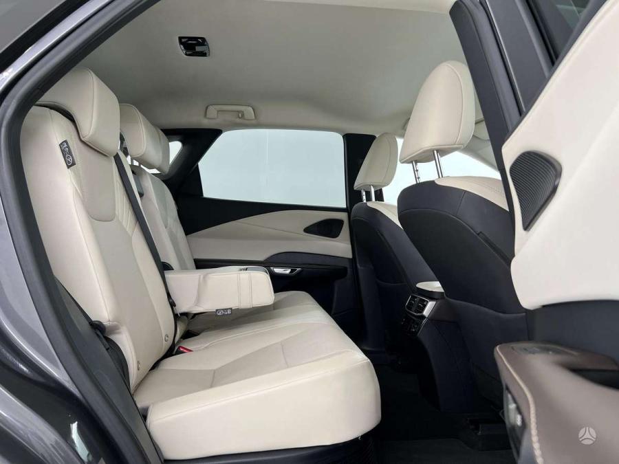 Pelēks Lexus RX 350h 2024 Viļņa, ar dzinēja tilpumu 2.49 L un nobraukumu 77 tūkst. km par 56900 €, foto 8 vietnē AUTOMOTO.COM.LV