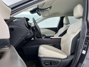 Pelēks Lexus RX 350h 2024 Viļņa, ar dzinēja tilpumu 2.49 L un nobraukumu 77 tūkst. km par 56900 €, foto 12 vietnē AUTOMOTO.COM.LV