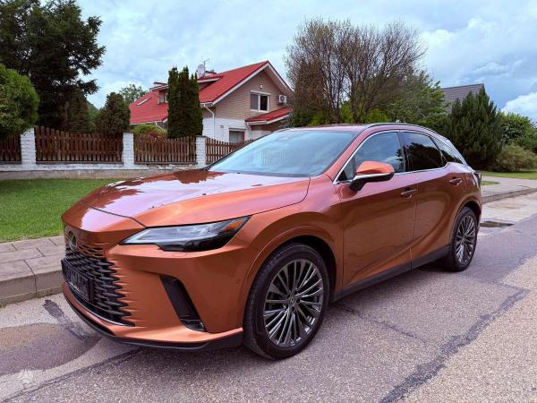 Orange Lexus RX 350h 2023 in Vilnius, with an engine capacity of 0.00 L and mileage of 130 thousand km for 49600 €, photo 1 on AUTOMOTO.COM.LV