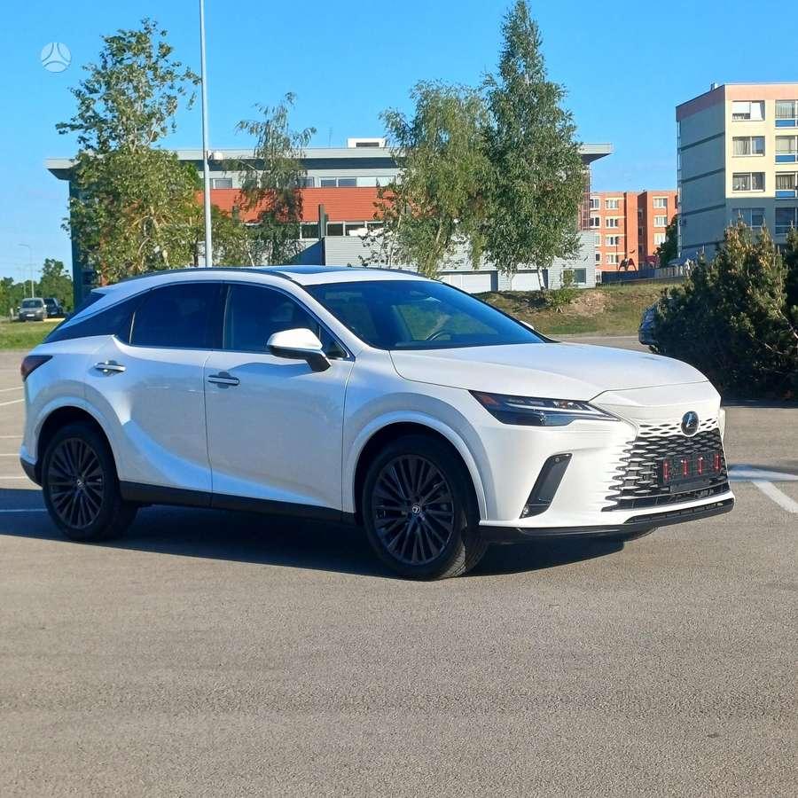 Balts Lexus RX 350h 2024 Šauļi, ar dzinēja tilpumu 2.50 L un nobraukumu 24 tūkst. km par 51000 €, foto 5 vietnē AUTOMOTO.COM.LV
