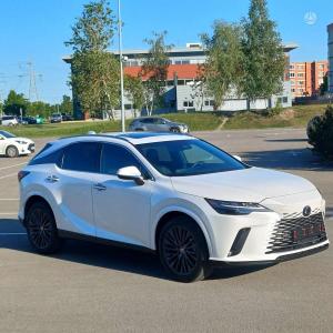 Balts Lexus RX 350h 2024 Šauļi, ar dzinēja tilpumu 2.50 L un nobraukumu 24 tūkst. km par 51000 €, foto 7 vietnē AUTOMOTO.COM.LV