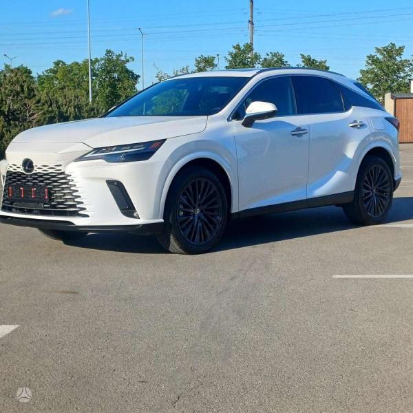 Белый Лексус RX 350h 2024 в Шяуляй, объемом двигателя 2.50 л и пробегом 24 тыс. км за 51000 €, фото 7 на AUTOMOTO.COM.LV