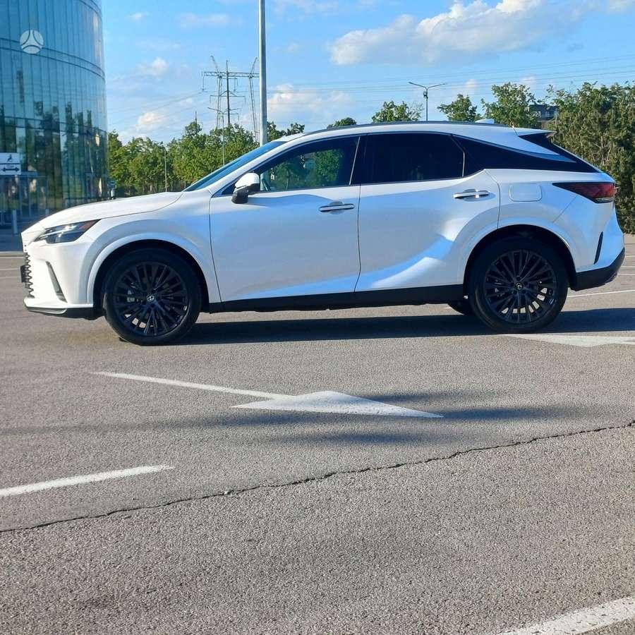 Balts Lexus RX 350h 2024 Šauļi, ar dzinēja tilpumu 2.50 L un nobraukumu 24 tūkst. km par 51000 €, foto 10 vietnē AUTOMOTO.COM.LV
