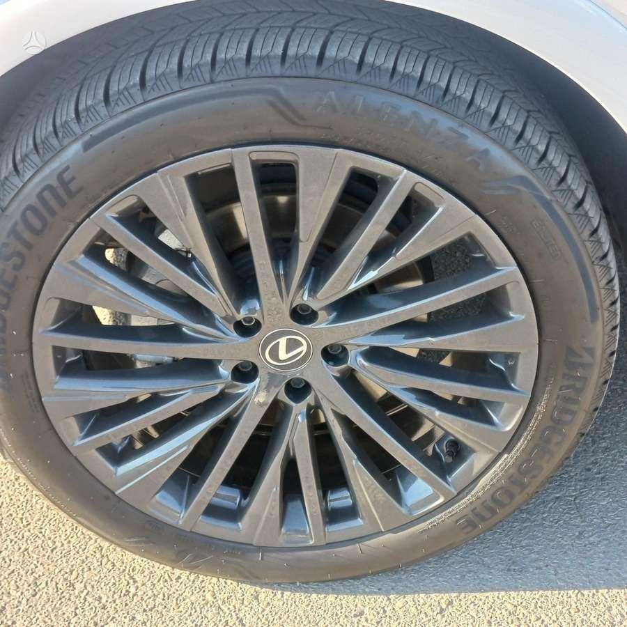 Balts Lexus RX 350h 2024 Šauļi, ar dzinēja tilpumu 2.50 L un nobraukumu 24 tūkst. km par 51000 €, foto 12 vietnē AUTOMOTO.COM.LV