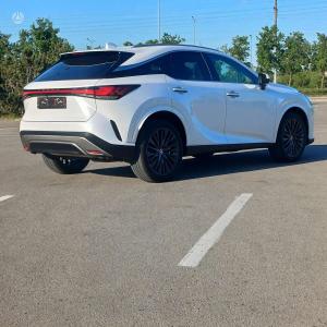 Balts Lexus RX 350h 2024 Šauļi, ar dzinēja tilpumu 2.50 L un nobraukumu 24 tūkst. km par 51000 €, foto 21 vietnē AUTOMOTO.COM.LV