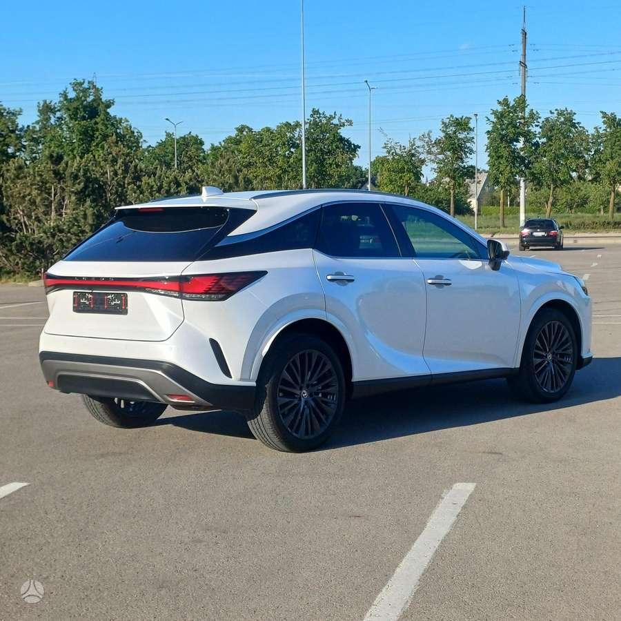 Balts Lexus RX 350h 2024 Šauļi, ar dzinēja tilpumu 2.50 L un nobraukumu 24 tūkst. km par 51000 €, foto 22 vietnē AUTOMOTO.COM.LV