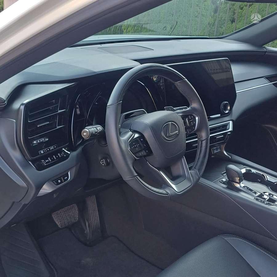 Balts Lexus RX 350h 2024 Šauļi, ar dzinēja tilpumu 2.50 L un nobraukumu 24 tūkst. km par 51000 €, foto 28 vietnē AUTOMOTO.COM.LV