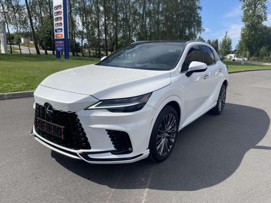 Белый Лексус RX 350h 2024 в Вильнюс, объемом двигателя 2.49 л и пробегом 16 тыс. км за 49999 €, фото 1 на AUTOMOTO.COM.LV