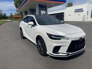 Белый Лексус RX 350h 2024 в Вильнюс, объемом двигателя 2.49 л и пробегом 16 тыс. км за 49999 €, фото 3 на AUTOMOTO.COM.LV