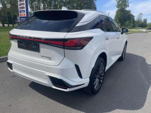 Белый Лексус RX 350h 2024 в Вильнюс, объемом двигателя 2.49 л и пробегом 16 тыс. км за 49999 €, фото 6 на AUTOMOTO.COM.LV