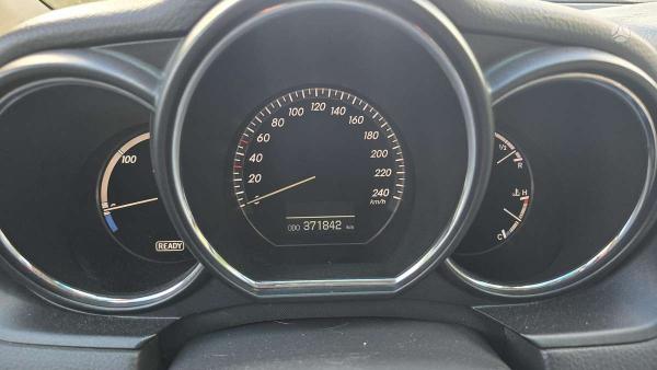 Black Lexus RX 400h 2005 in Alytus, with an engine capacity of 0.00 L and mileage of 372 thousand km for 4950 €, photo 10 on AUTOMOTO.COM.LV