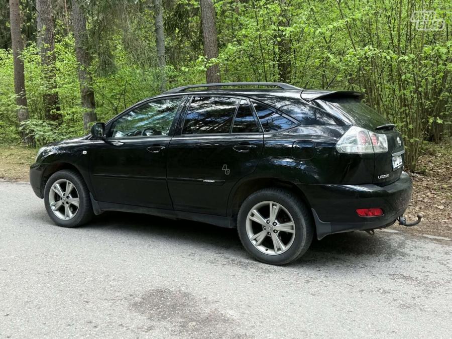 Melns Lexus RX 400h 2006 Kauņa, ar dzinēja tilpumu 3.30 L un nobraukumu 500 tūkst. km par 5999 €, foto 5 vietnē AUTOMOTO.COM.LV