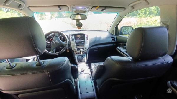 Black Lexus RX 400h 2006 in Alytus, with an engine capacity of 3.31 L and mileage of 297 thousand km for 6000 €, photo 4 on AUTOMOTO.COM.LV