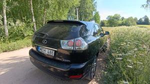 Black Lexus RX 400h 2006 in Alytus, with an engine capacity of 3.31 L and mileage of 297 thousand km for 6000 €, photo 7 on AUTOMOTO.COM.LV