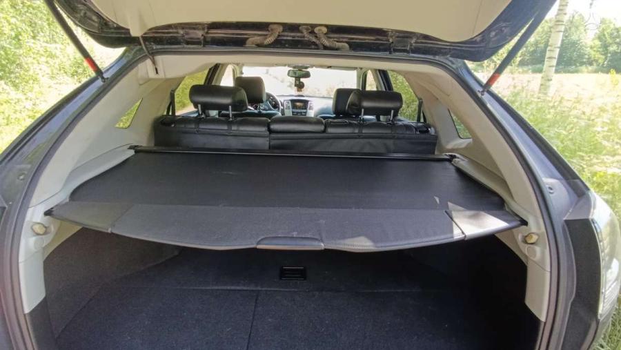 Black Lexus RX 400h 2006 in Alytus, with an engine capacity of 3.31 L and mileage of 297 thousand km for 6000 €, photo 9 on AUTOMOTO.COM.LV