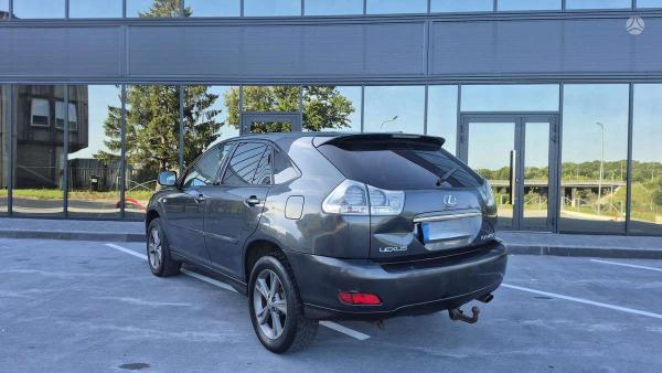 Black Lexus RX 400h 2006 in Klaipeda, with an engine capacity of 3.31 L and mileage of 415 thousand km for 2499 €, photo 9 on AUTOMOTO.COM.LV