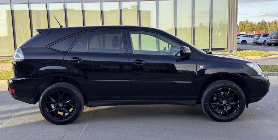Melns Lexus RX 400h 2006 Šauļi, ar dzinēja tilpumu 3.30 L un nobraukumu 265 tūkst. km par 6700 €, foto 5 vietnē AUTOMOTO.COM.LV