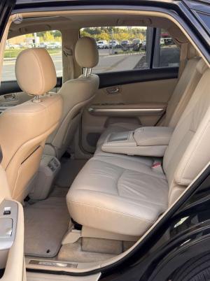 Melns Lexus RX 400h 2006 Šauļi, ar dzinēja tilpumu 3.30 L un nobraukumu 265 tūkst. km par 6700 €, foto 13 vietnē AUTOMOTO.COM.LV