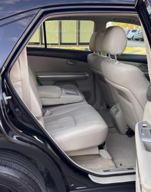 Melns Lexus RX 400h 2006 Šauļi, ar dzinēja tilpumu 3.30 L un nobraukumu 265 tūkst. km par 6700 €, foto 15 vietnē AUTOMOTO.COM.LV
