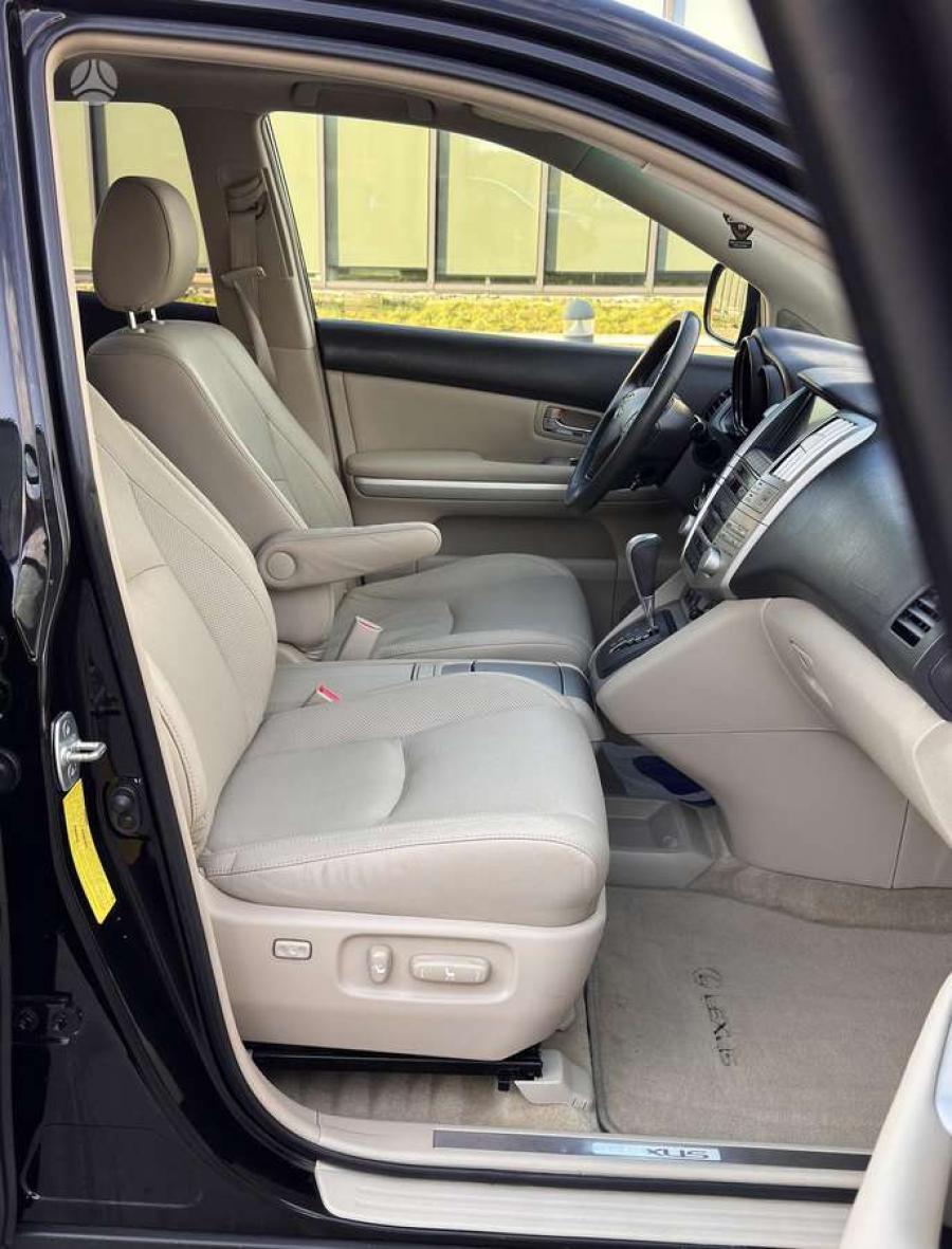 Melns Lexus RX 400h 2006 Šauļi, ar dzinēja tilpumu 3.30 L un nobraukumu 265 tūkst. km par 6700 €, foto 16 vietnē AUTOMOTO.COM.LV