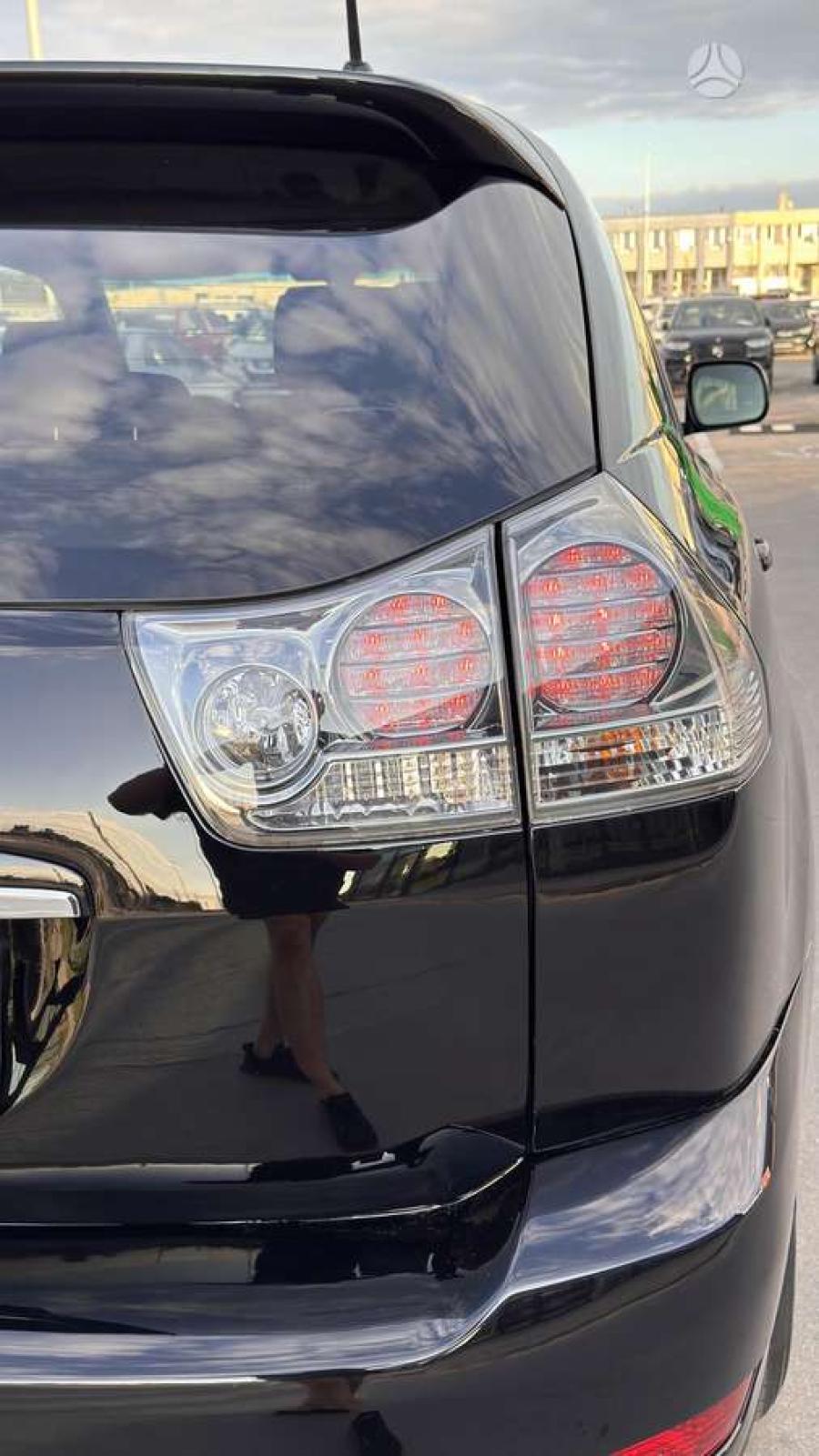 Melns Lexus RX 400h 2006 Šauļi, ar dzinēja tilpumu 3.30 L un nobraukumu 265 tūkst. km par 6700 €, foto 31 vietnē AUTOMOTO.COM.LV