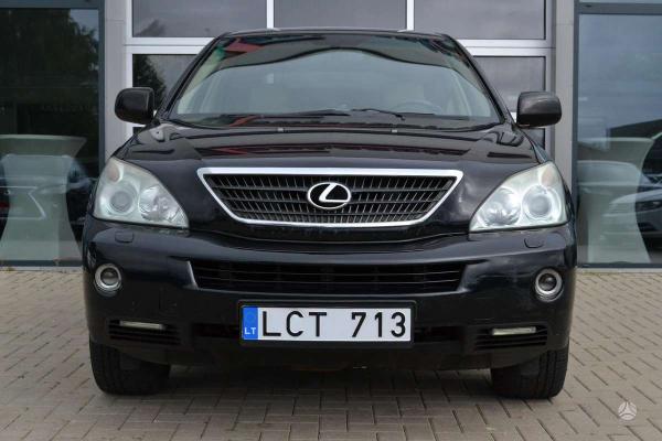 Black Lexus RX 400h 2006 in Vilnius, with an engine capacity of 3.31 L and mileage of 293 thousand km for 5500 €, photo 6 on AUTOMOTO.COM.LV