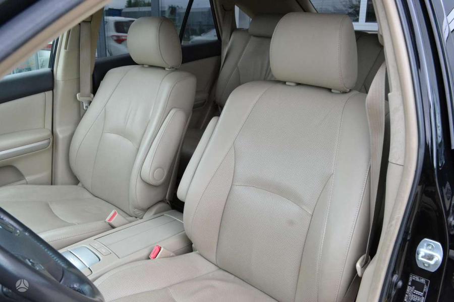 Black Lexus RX 400h 2006 in Vilnius, with an engine capacity of 3.31 L and mileage of 293 thousand km for 5500 €, photo 22 on AUTOMOTO.COM.LV