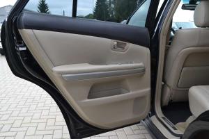 Black Lexus RX 400h 2006 in Vilnius, with an engine capacity of 3.31 L and mileage of 293 thousand km for 5500 €, photo 34 on AUTOMOTO.COM.LV