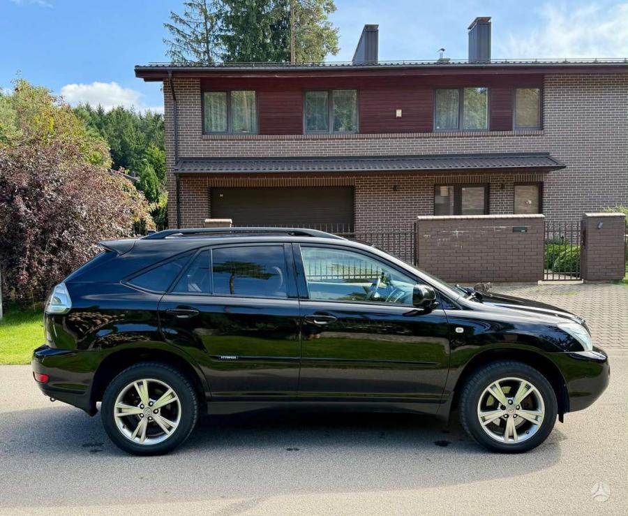 Melns Lexus RX 400h 2006 Viļņa, ar dzinēja tilpumu 3.31 L un nobraukumu 272 tūkst. km par 4500 €, foto 10 vietnē AUTOMOTO.COM.LV