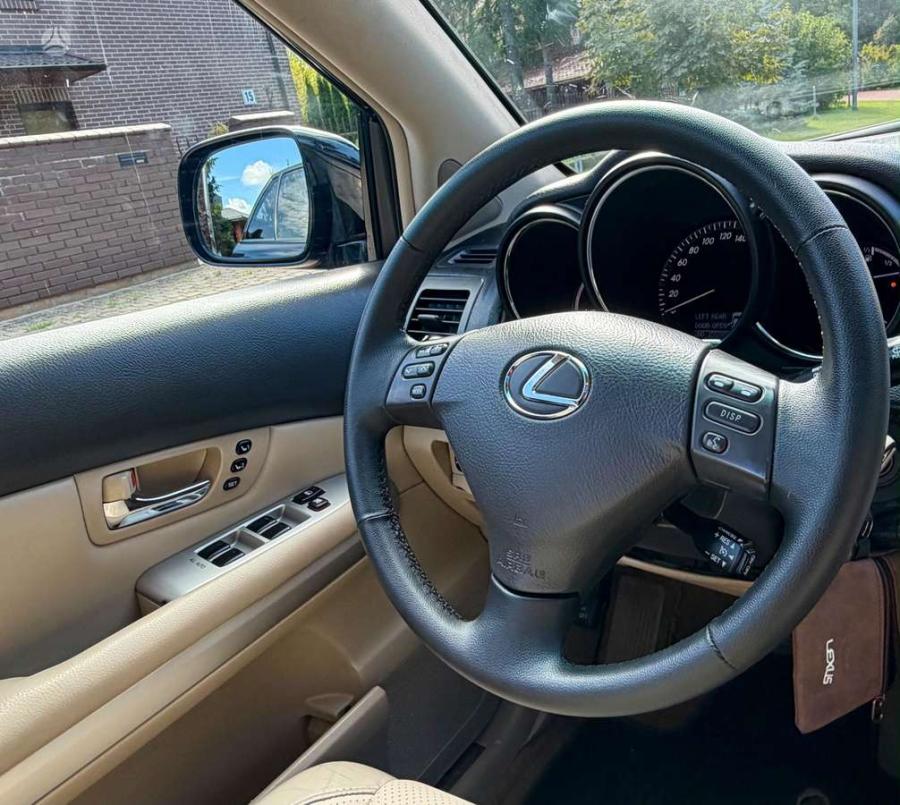 Melns Lexus RX 400h 2006 Viļņa, ar dzinēja tilpumu 3.31 L un nobraukumu 272 tūkst. km par 4500 €, foto 18 vietnē AUTOMOTO.COM.LV