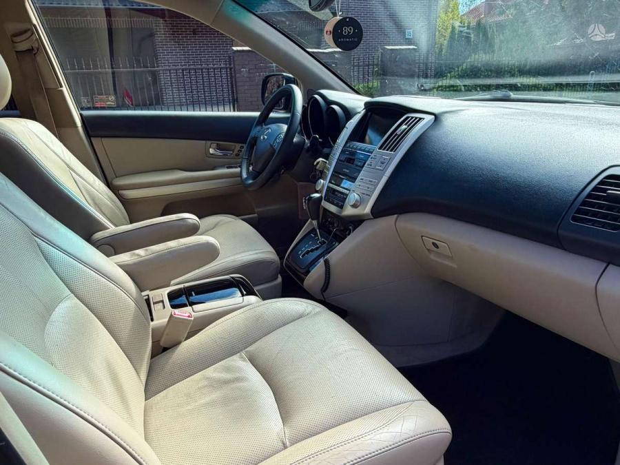 Melns Lexus RX 400h 2006 Viļņa, ar dzinēja tilpumu 3.31 L un nobraukumu 272 tūkst. km par 4500 €, foto 24 vietnē AUTOMOTO.COM.LV