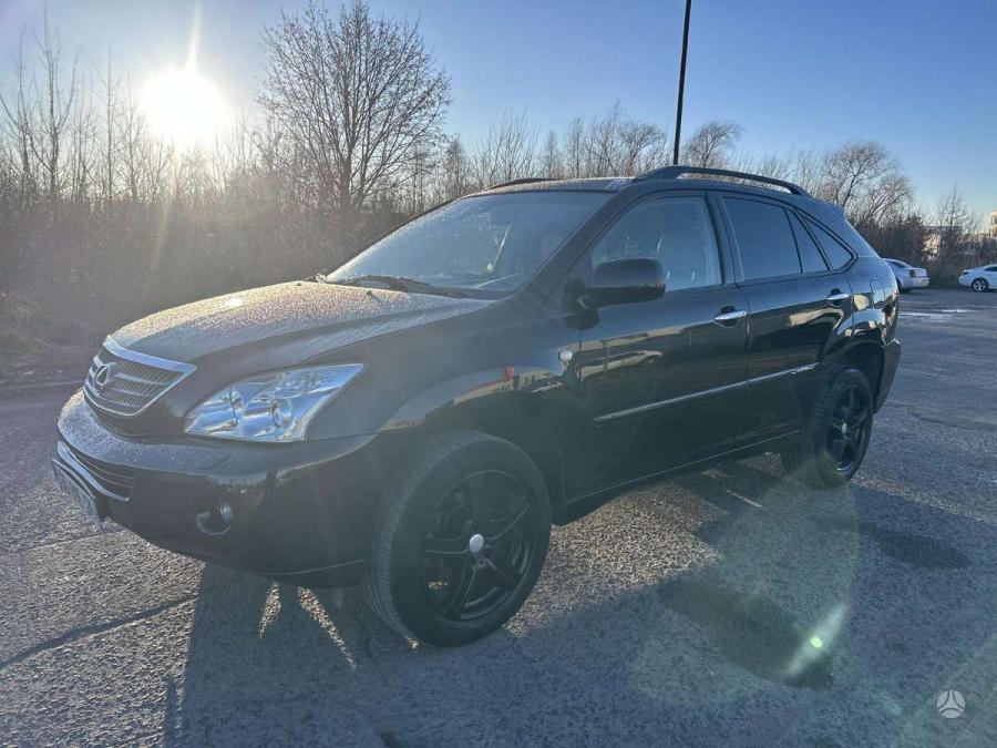 Melns Lexus RX 400h 2007 Panevēža, ar dzinēja tilpumu 3.31 L un nobraukumu 230 tūkst. km par 5400 €, foto 2 vietnē AUTOMOTO.COM.LV