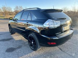 Melns Lexus RX 400h 2007 Panevēža, ar dzinēja tilpumu 3.31 L un nobraukumu 230 tūkst. km par 5400 €, foto 5 vietnē AUTOMOTO.COM.LV