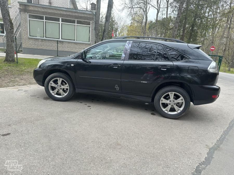 Black Lexus RX 400h 2007 in Vilnius, with an engine capacity of 3.30 L and mileage of 330 thousand km for 3800 €, photo 4 on AUTOMOTO.COM.LV