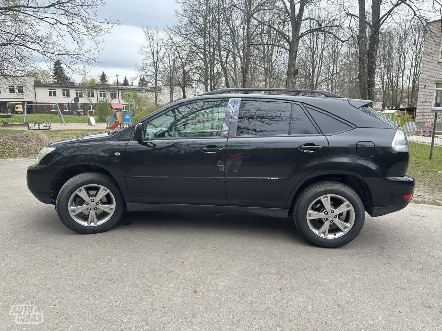 Black Lexus RX 400h 2007 in Vilnius, with an engine capacity of 3.30 L and mileage of 330 thousand km for 3800 €, photo 5 on AUTOMOTO.COM.LV