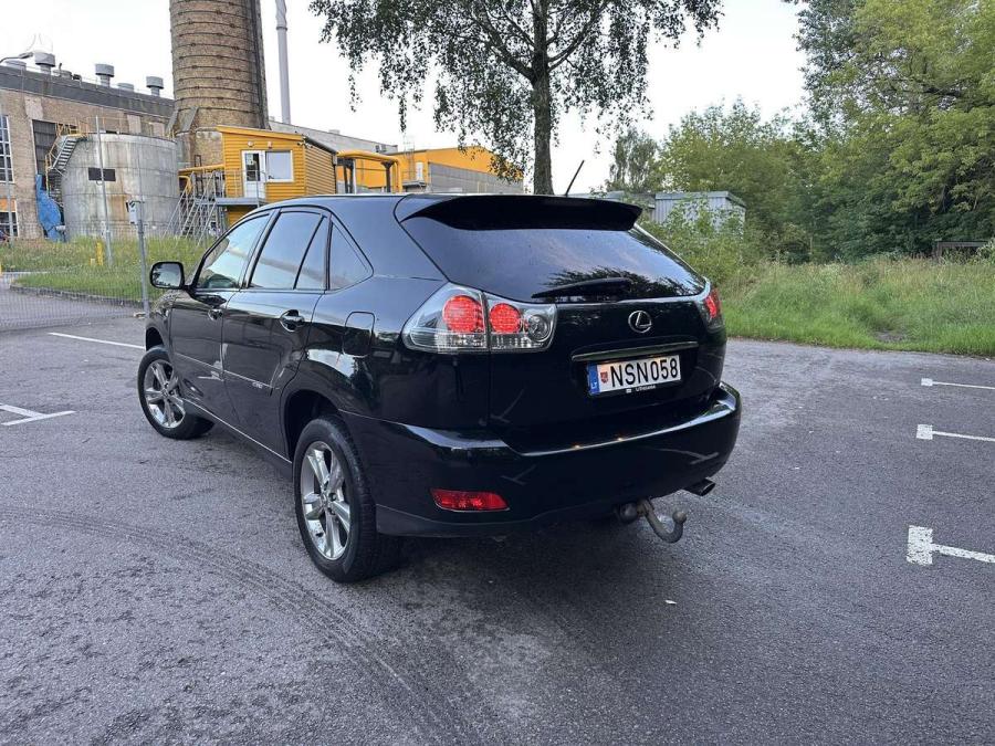 Melns Lexus RX 400h 2007 Viļņa, ar dzinēja tilpumu 3.31 L un nobraukumu 349 tūkst. km par 3950 €, foto 4 vietnē AUTOMOTO.COM.LV