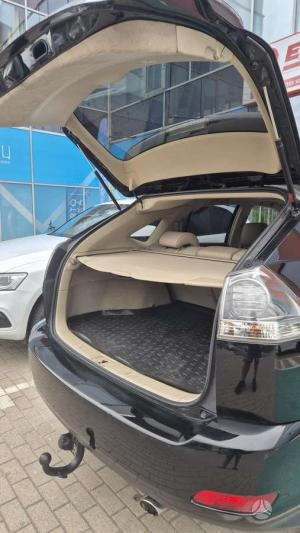 Melns Lexus RX 400h 2007 Kauņa, ar dzinēja tilpumu 3.31 L un nobraukumu 272 tūkst. km par 6300 €, foto 29 vietnē AUTOMOTO.COM.LV