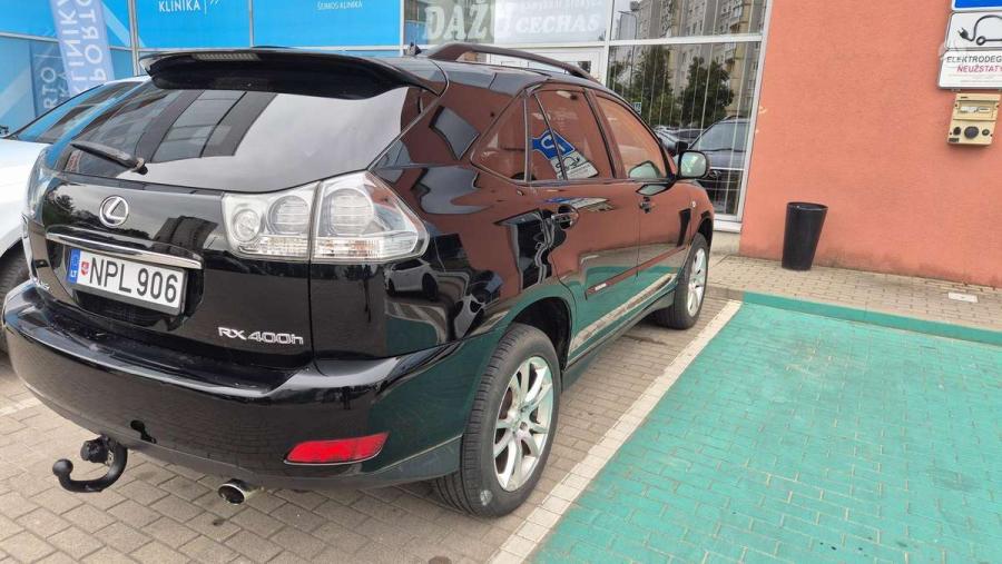 Melns Lexus RX 400h 2007 Kauņa, ar dzinēja tilpumu 3.31 L un nobraukumu 272 tūkst. km par 6300 €, foto 33 vietnē AUTOMOTO.COM.LV