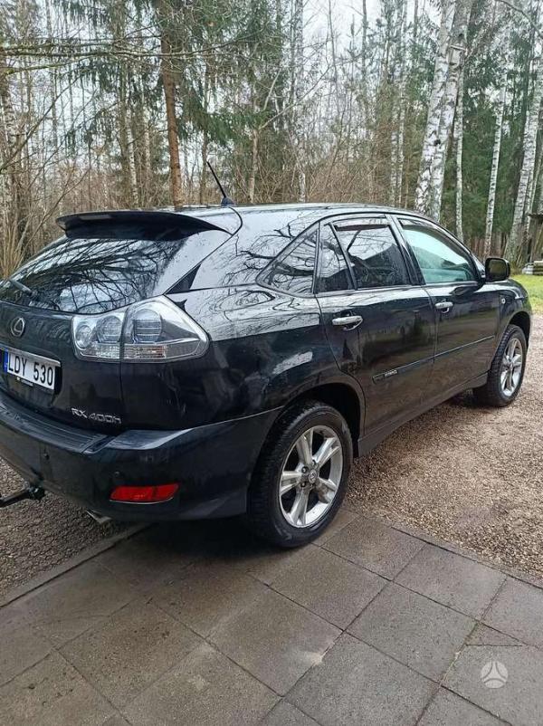 Melns Lexus RX 400h 2008 Viļņa, ar dzinēja tilpumu 3.30 L un nobraukumu 280 tūkst. km par 4200 €, foto 8 vietnē AUTOMOTO.COM.LV