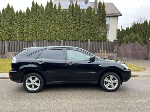 Melns Lexus RX 400h 2008 Viļņa, ar dzinēja tilpumu 3.00 L un nobraukumu 280 tūkst. km par 4999 €, foto 5 vietnē AUTOMOTO.COM.LV