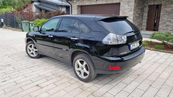 Black Lexus RX 400h 2008 in Vilnius, with an engine capacity of 3.31 L and mileage of 313 thousand km for 7400 €, photo 5 on AUTOMOTO.COM.LV