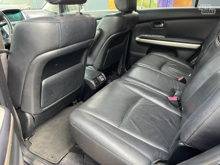 Black Lexus RX 400h 2008 in Kaunas, with an engine capacity of 3.30 L and mileage of 330 thousand km for 4699 €, photo 14 on AUTOMOTO.COM.LV