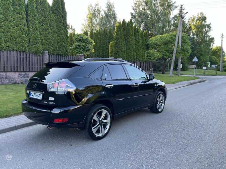 Black Lexus RX 400h 2008 in Vilnius, with an engine capacity of 3.30 L and mileage of 308 thousand km for 4499 €, photo 7 on AUTOMOTO.COM.LV