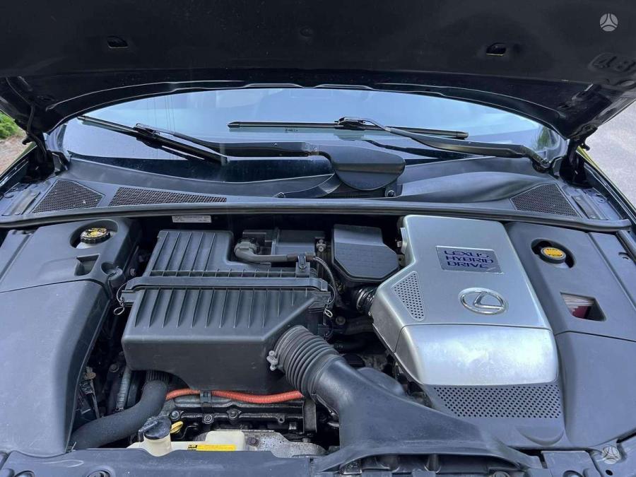 Black Lexus RX 400h 2008 in Vilnius, with an engine capacity of 3.30 L and mileage of 308 thousand km for 4500 €, photo 31 on AUTOMOTO.COM.LV