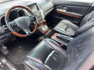 Black Lexus RX 400h 2008 in Kaunas, with an engine capacity of 3.30 L and mileage of 286 thousand km for 4450 €, photo 5 on AUTOMOTO.COM.LV