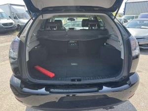 Black Lexus RX 400h 2008 in Kaunas, with an engine capacity of 3.30 L and mileage of 286 thousand km for 4450 €, photo 7 on AUTOMOTO.COM.LV