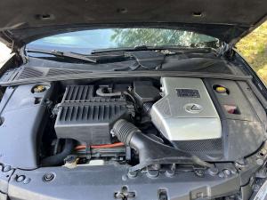 Melns Lexus RX 400h 2008 Viļņa, ar dzinēja tilpumu 3.30 L un nobraukumu 286 tūkst. km par 4850 €, foto 32 vietnē AUTOMOTO.COM.LV