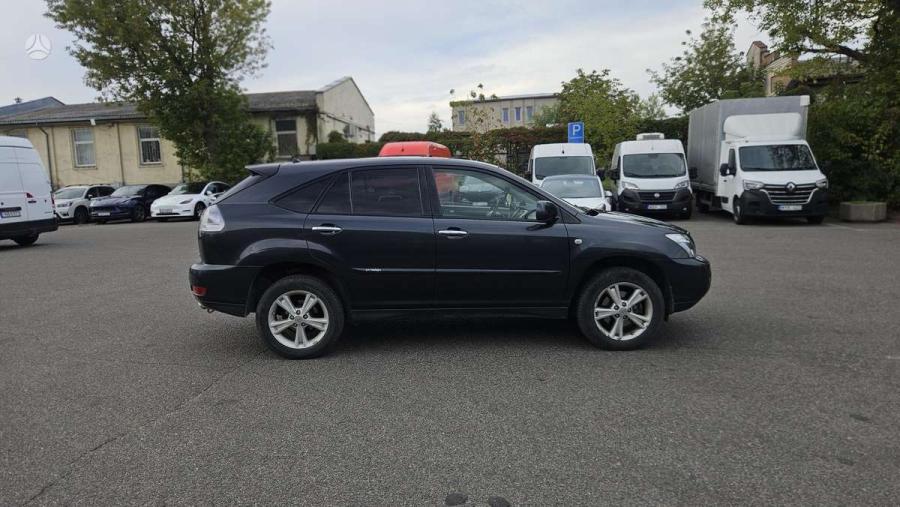 Melns Lexus RX 400h 2008 Viļņa, ar dzinēja tilpumu 3.31 L un nobraukumu 222 tūkst. km par 5700 €, foto 12 vietnē AUTOMOTO.COM.LV