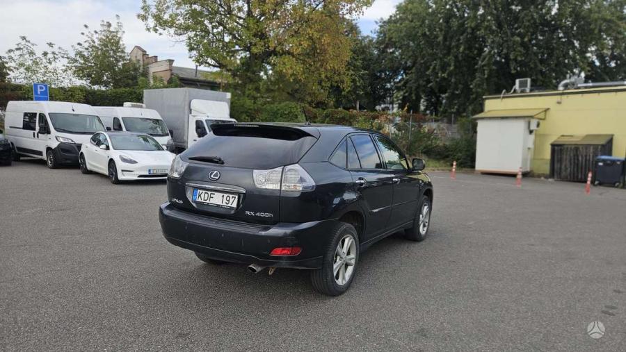 Melns Lexus RX 400h 2008 Viļņa, ar dzinēja tilpumu 3.31 L un nobraukumu 222 tūkst. km par 5700 €, foto 13 vietnē AUTOMOTO.COM.LV